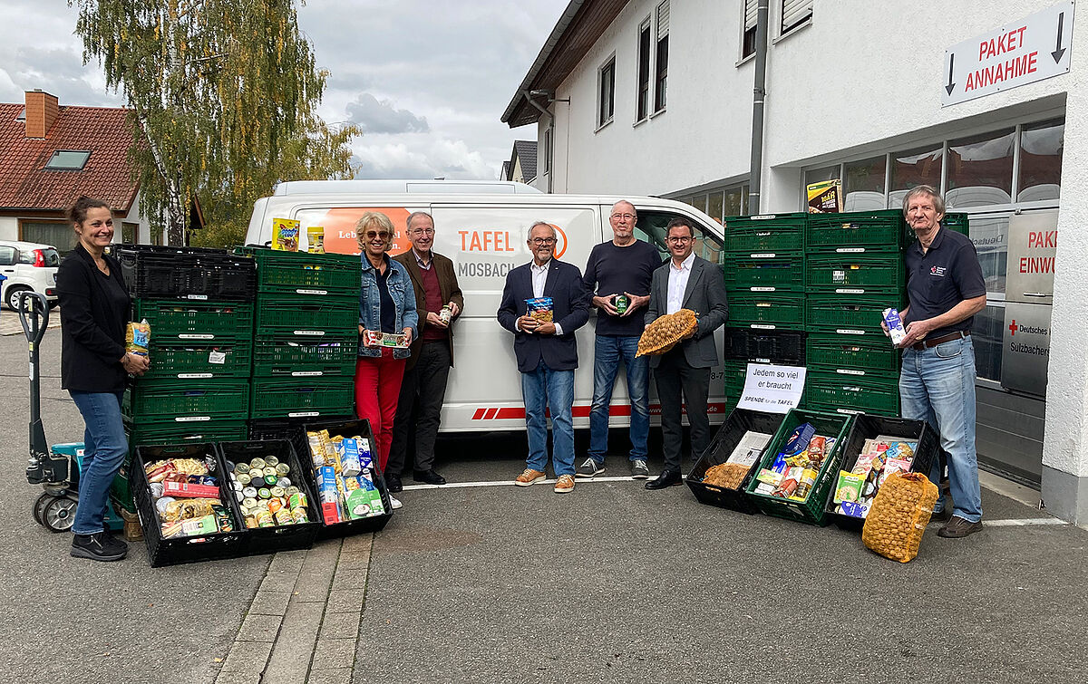 Wir freuen uns über stapelweise Erntedankgaben für unseren Tafelladen ...