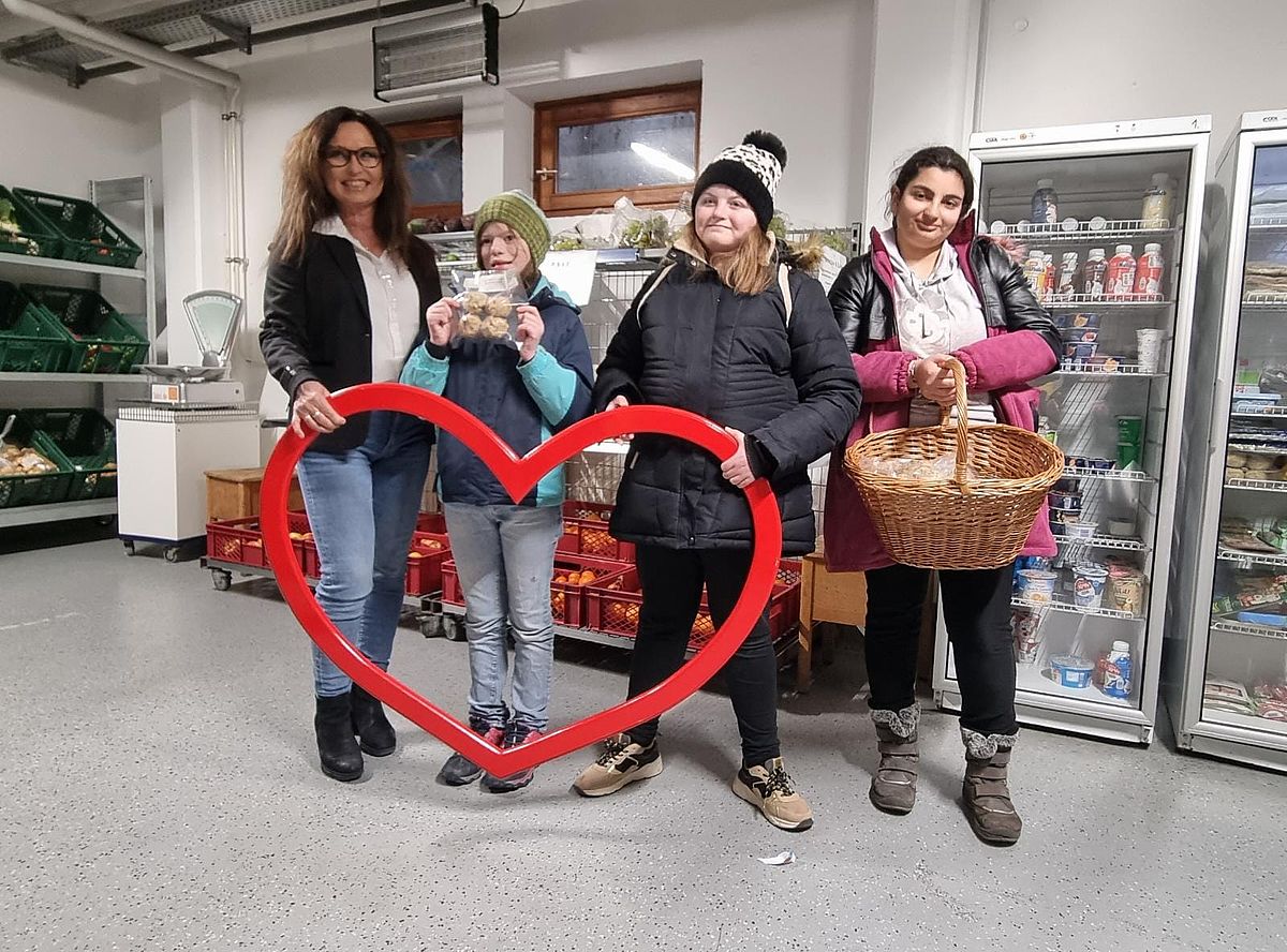 Mitarbeit der Schwarzbach Schule bei der DRK-Einrichtung - Kreisverband ...